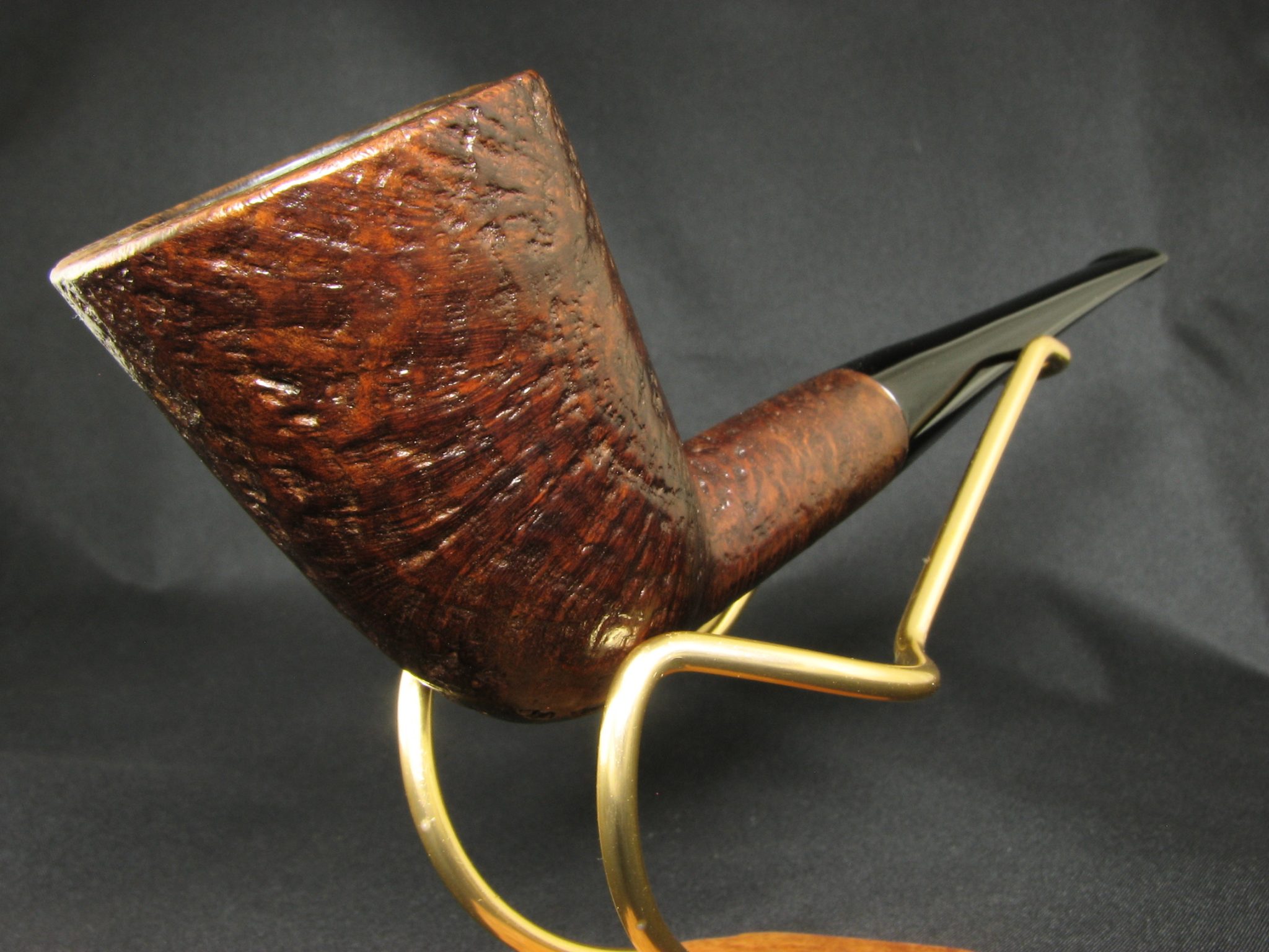 AMPHORA X-tra 732 - Very Keen on Pipes